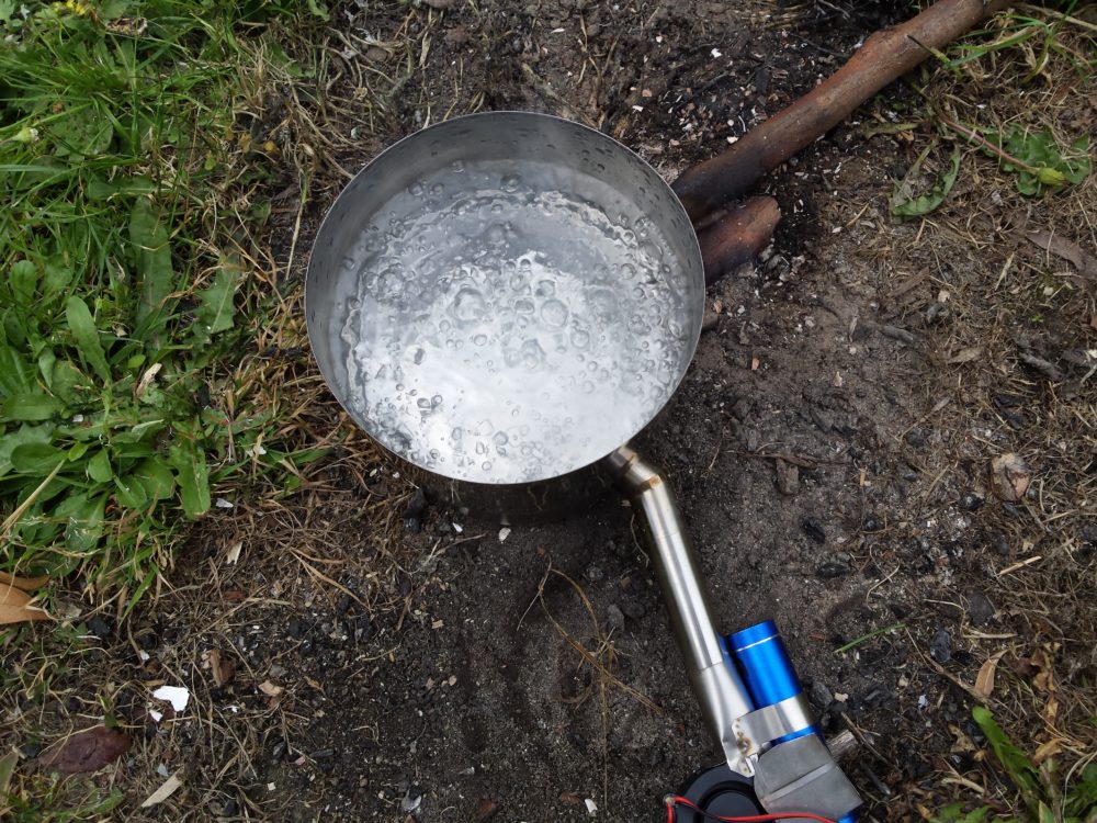 Fiddle-Free ultralight blower stove- sets up on sand, rough ground and ...
